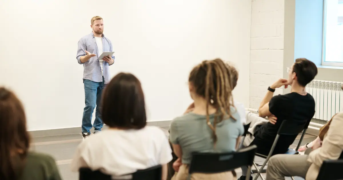 How English Coaching Classes Can Transform Your Career - Speaking Fever